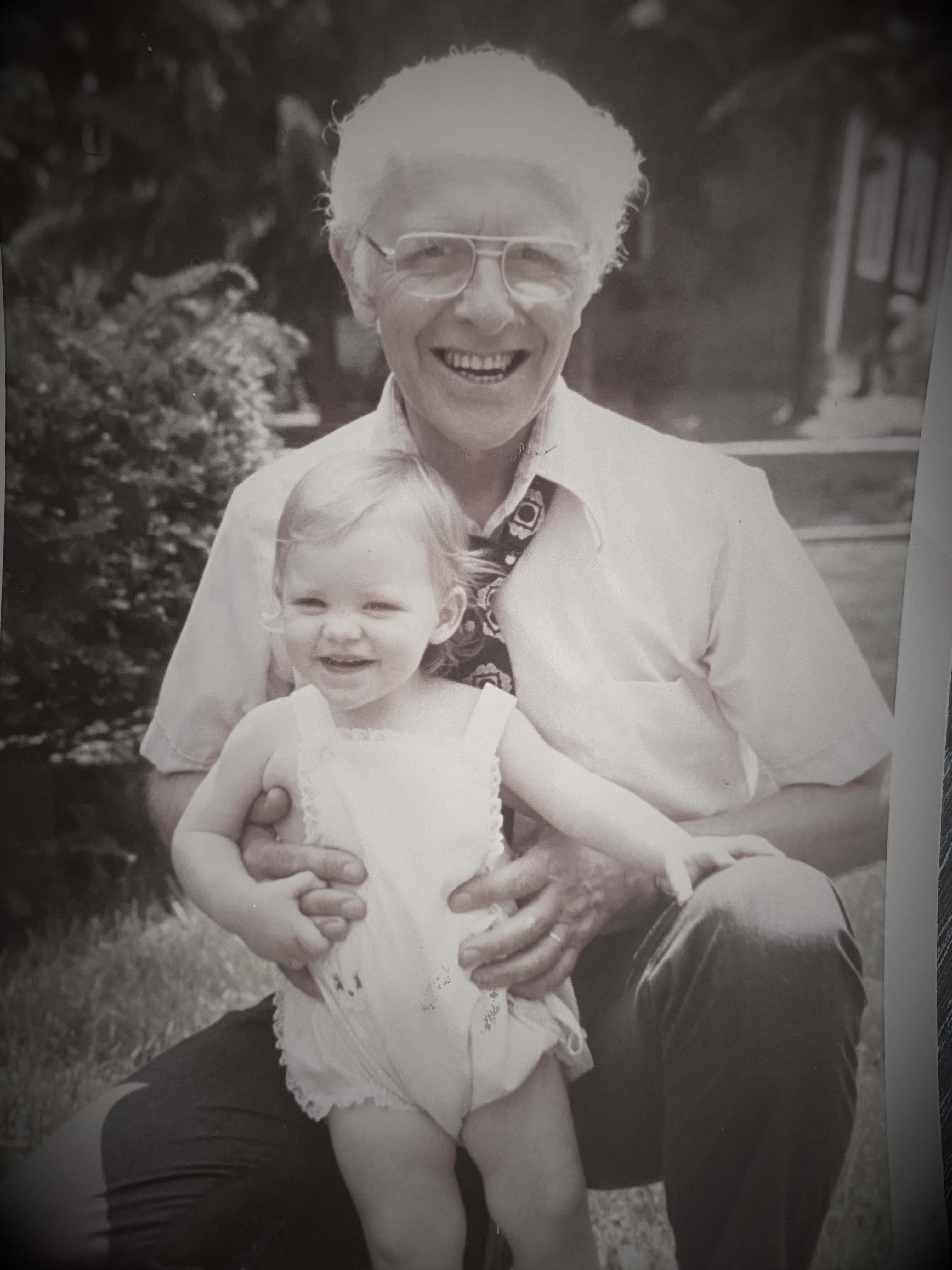 The Palest Ink – The strongest memory is weaker than the palest ink. I ...